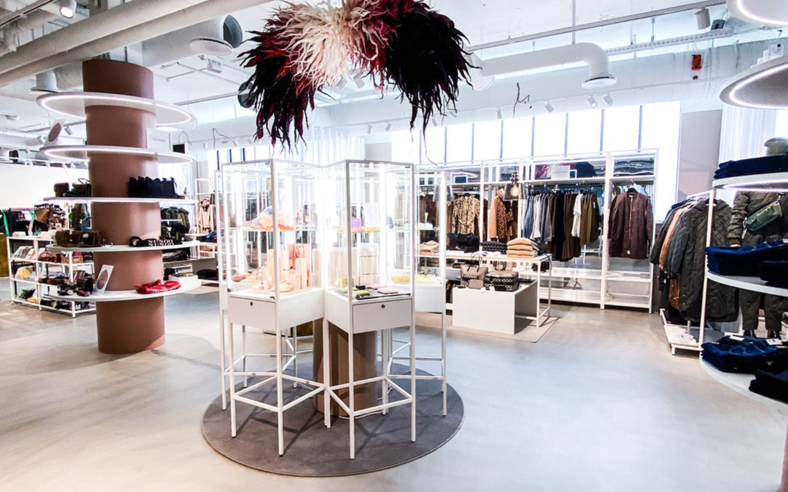 Butikker og åbningstider | Find din Bahne her