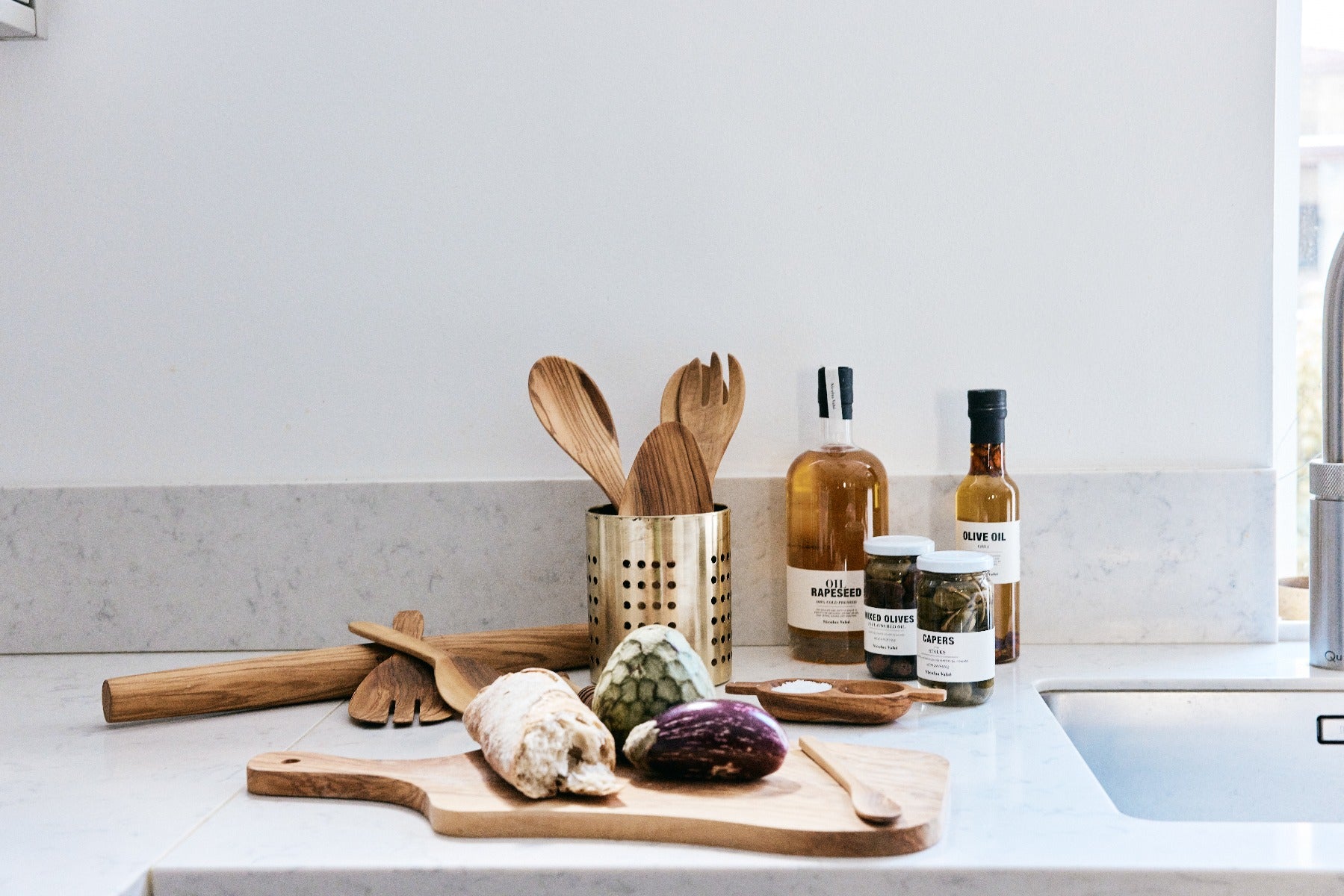 Køb Bestikholder - guldfarvet fra Bahne Interior | Bahne.dk